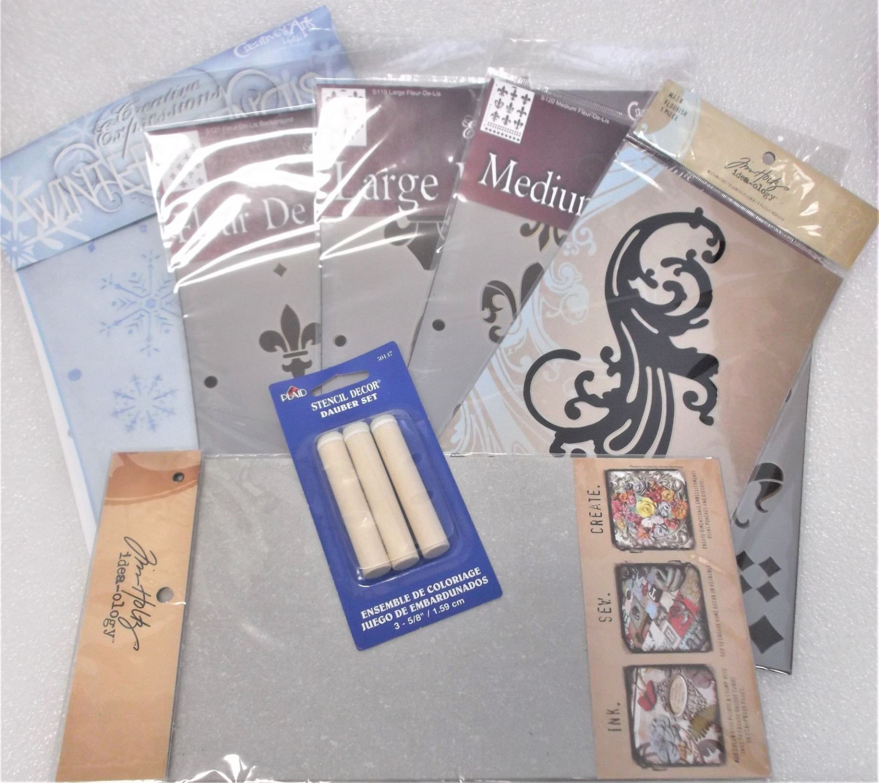 Assorted Stencils, Grungepaper, and Dabbers