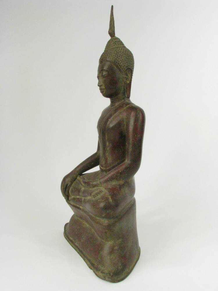 A FINE BRONZE UTONG BUDDHA, 19th Century, sea
