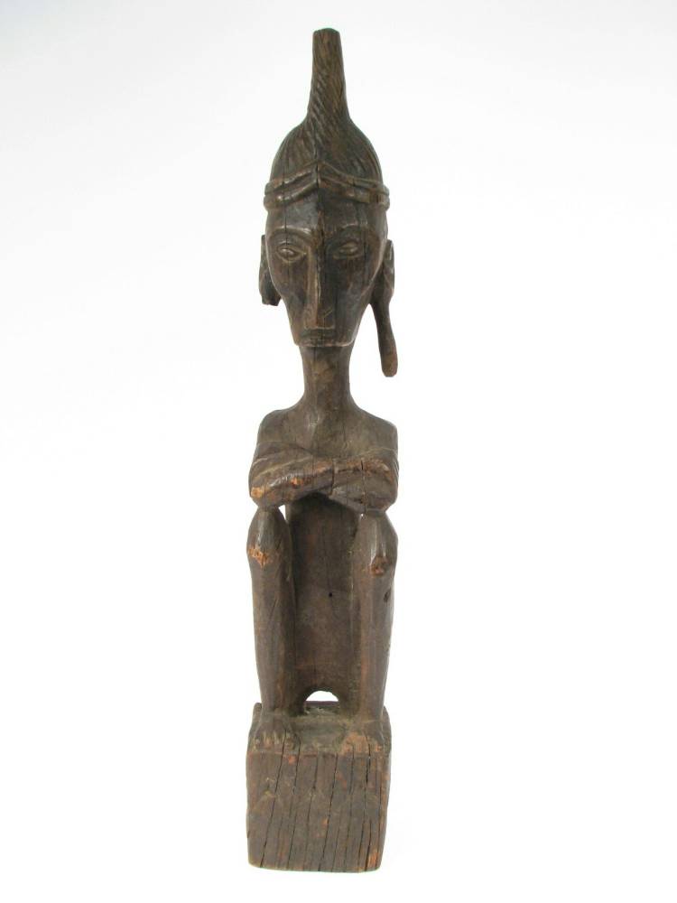 AN ETHNOGRAPHIC LETI ISLAND ANCESTOR SCULPTUR