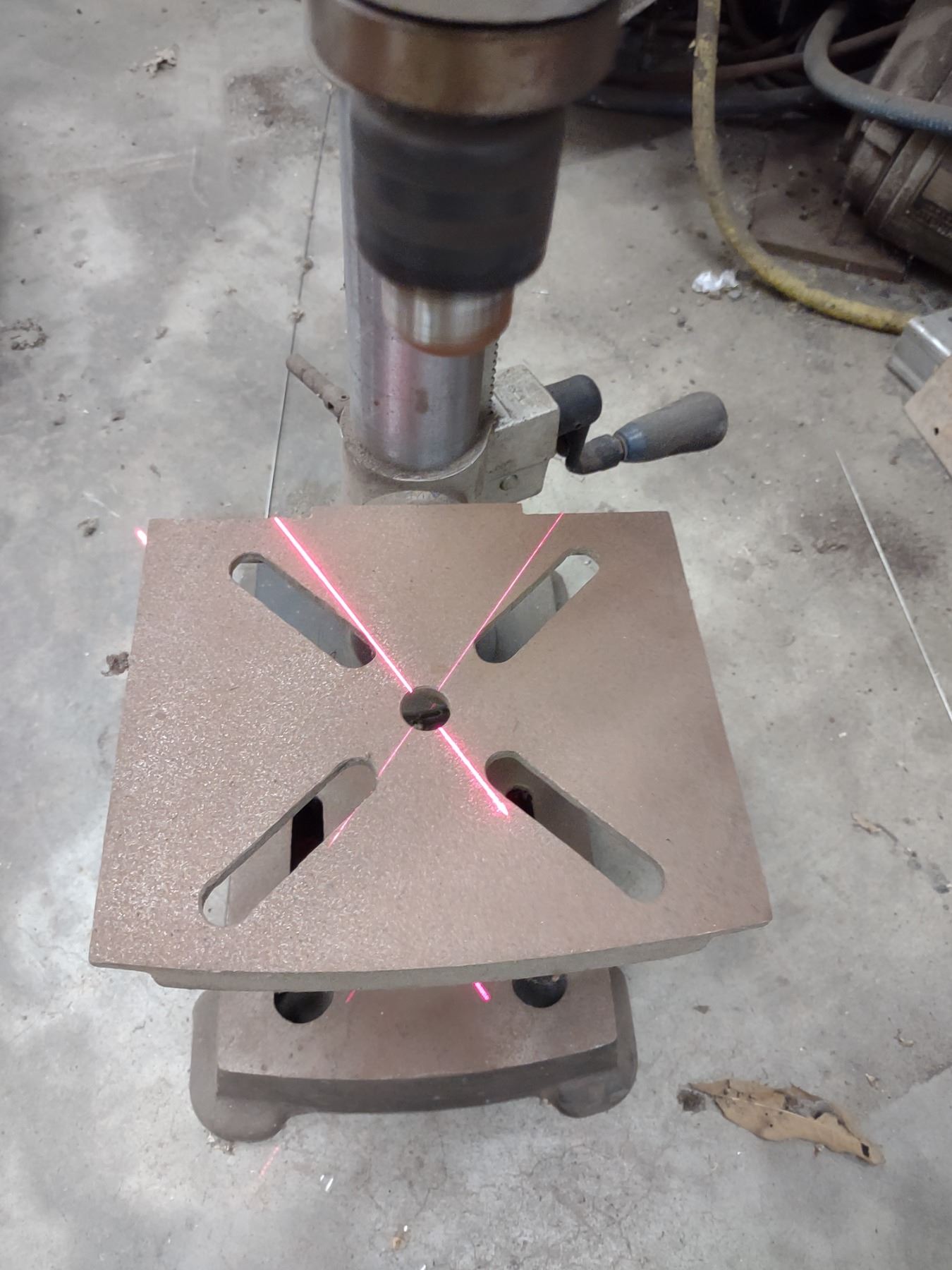 RYOBI BENCH-TOP 10 IN DRILL PRESS W/ LASER
