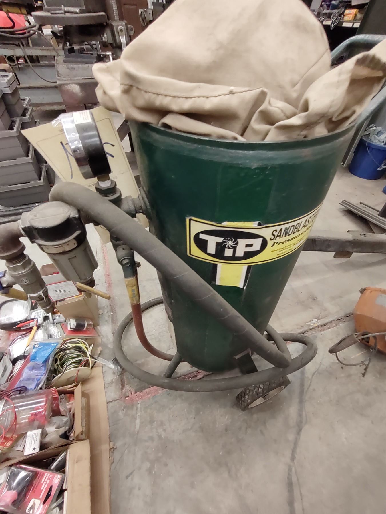 TIP SAND BLASTER UNIT