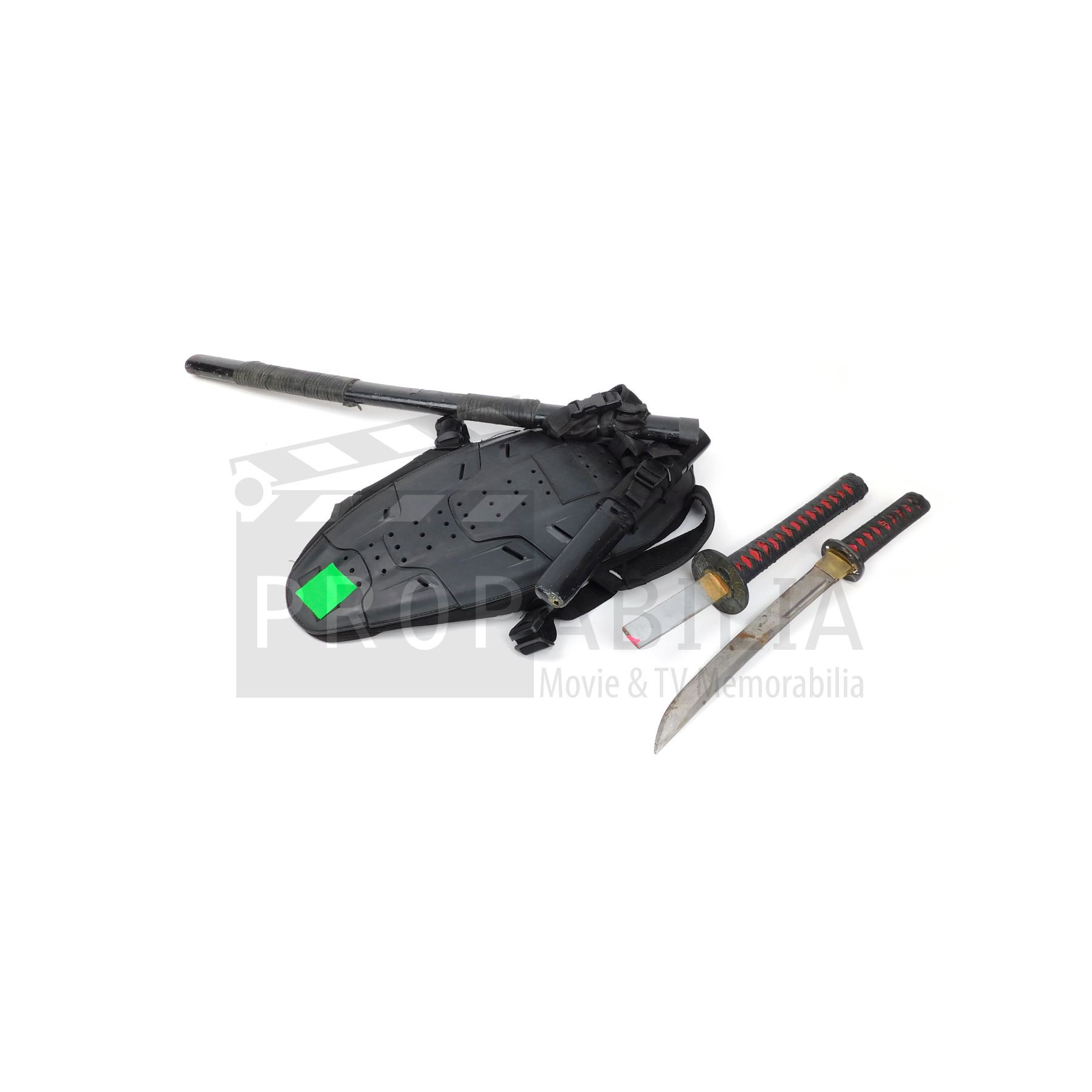 Van Helsing (SyFy, 2016-2021) - Scarlett's Hero Rig and Swords (0053)