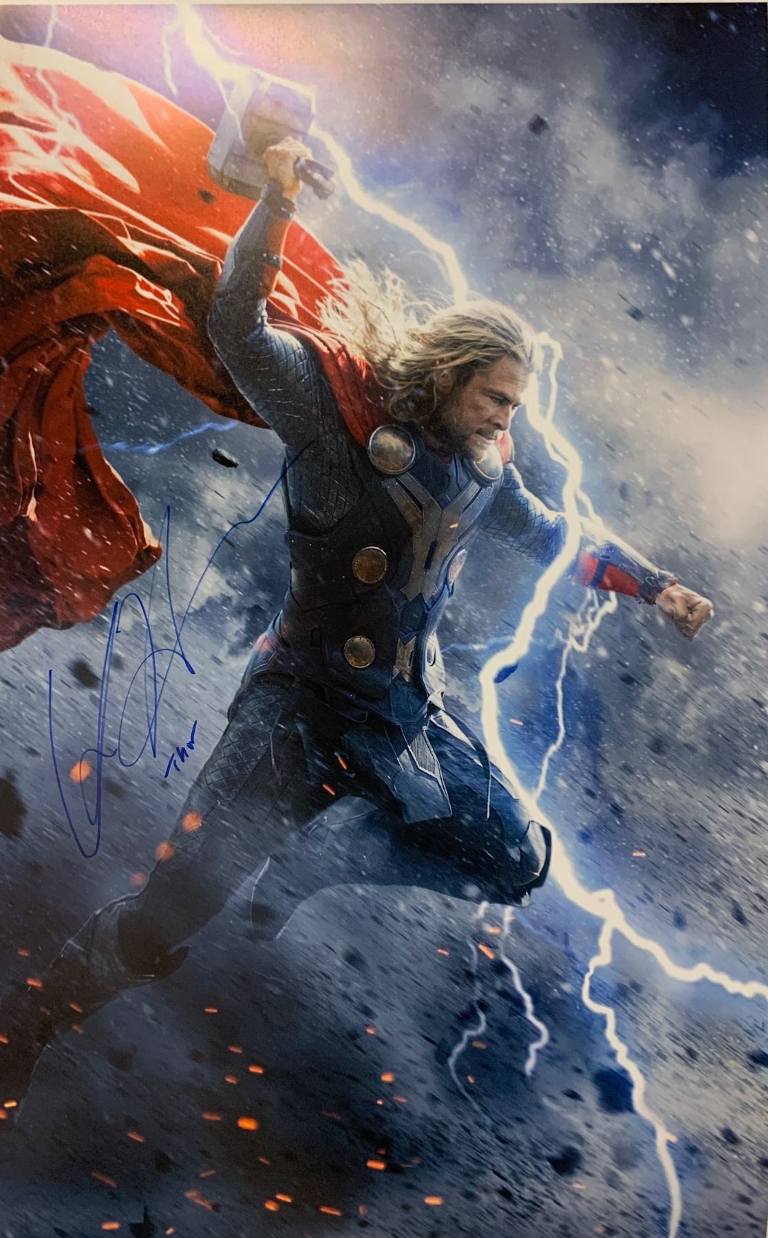 Autograph Thor Chris Hemsworth Poster