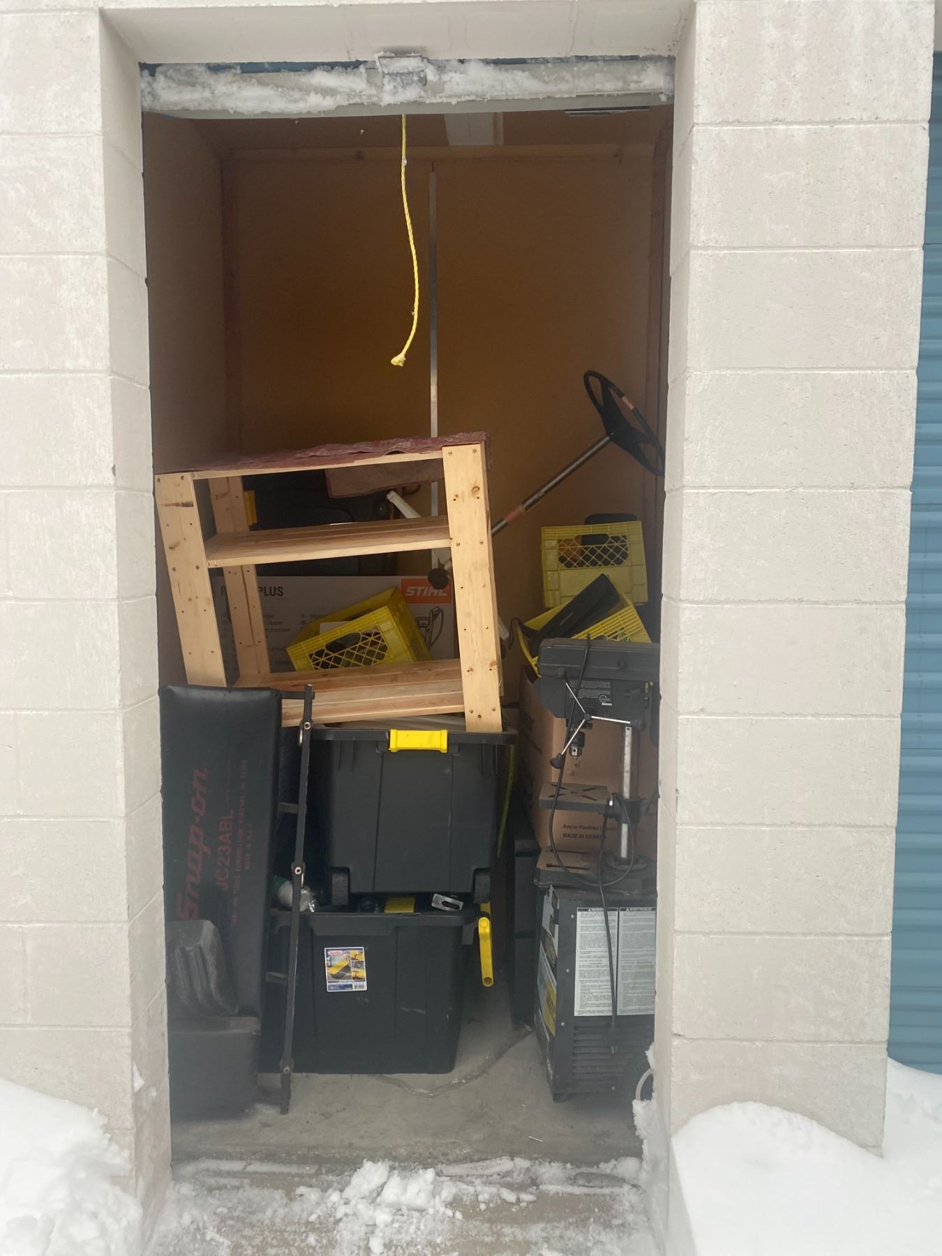 Locker 280 5x5 penticton Self storage 380 industrial ave East