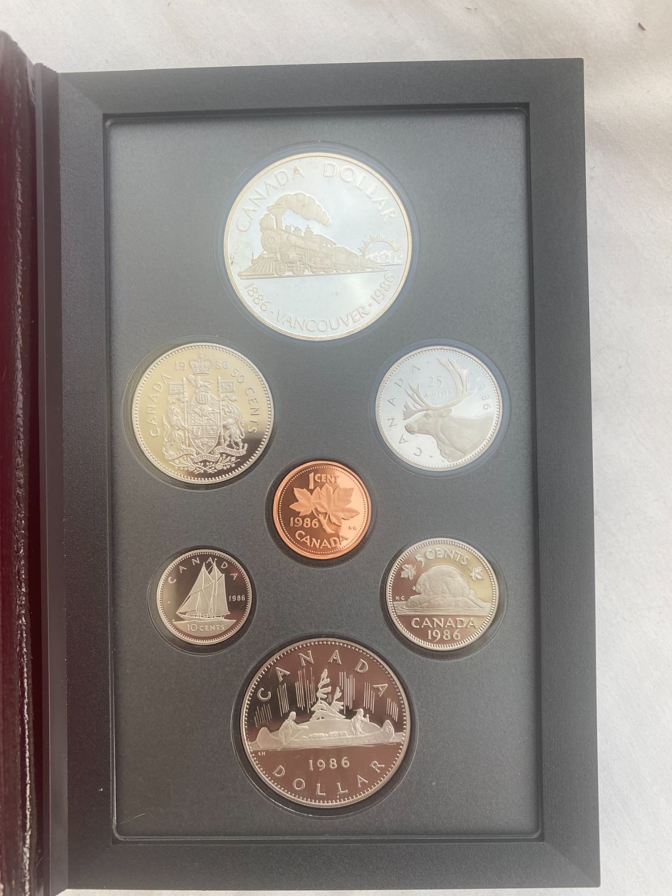 Royal Canadian Mint coin set 1986