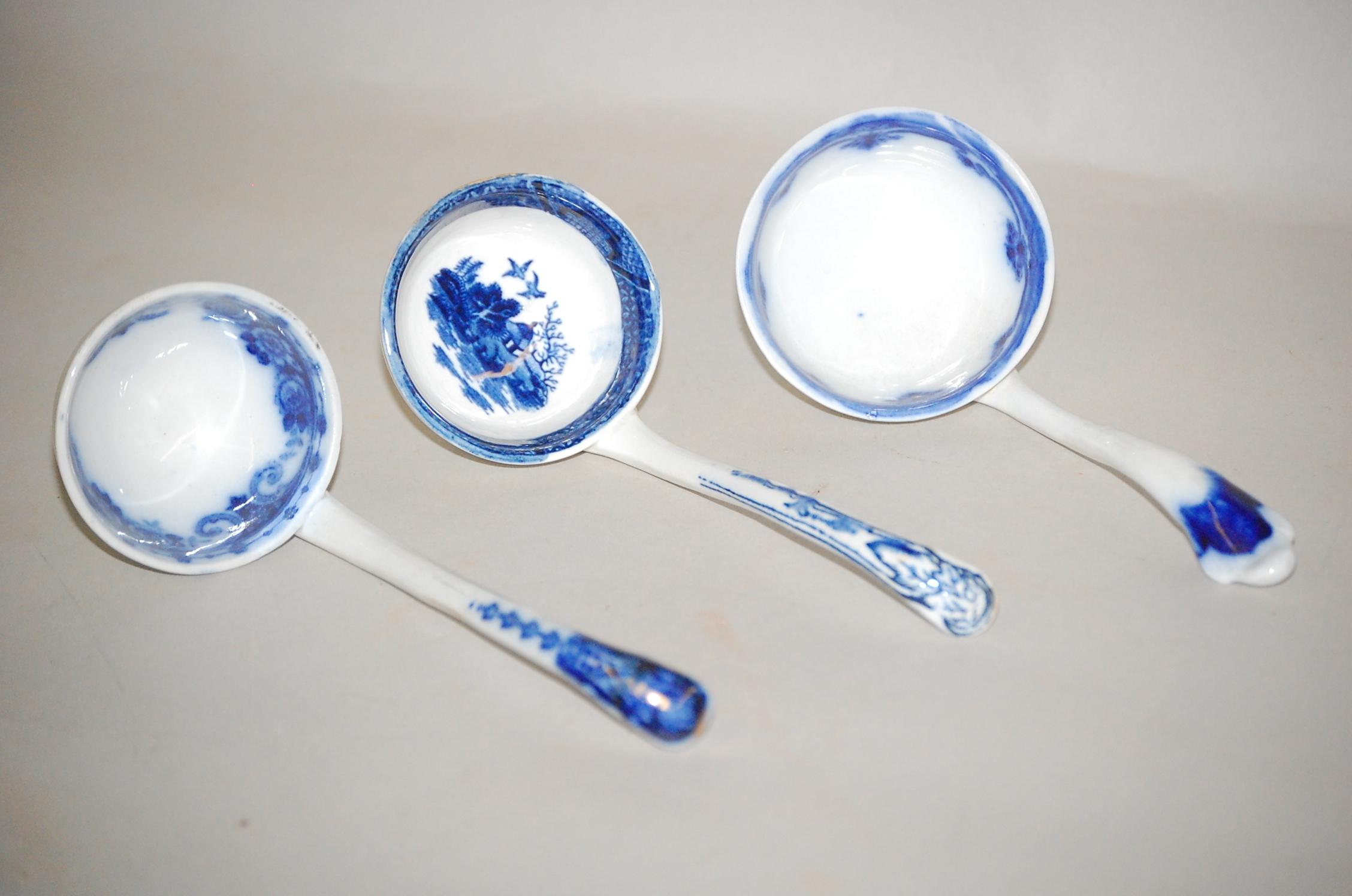 LOT (3) FLOW BLUE SAUCE LADLES - (3) 6 3/4" VICTORIAN FLOW B
