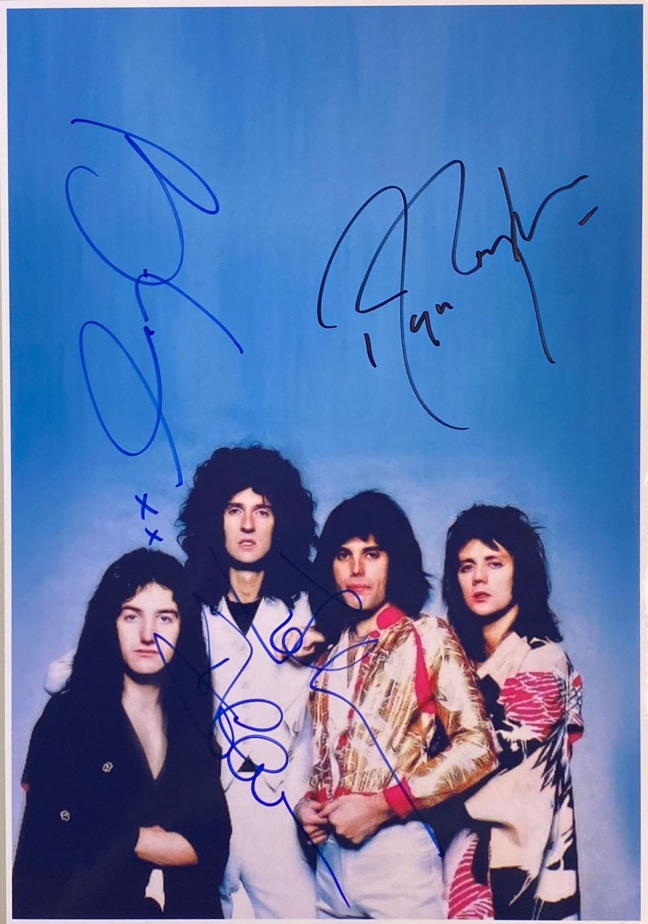 Queen Photo Autograph Signed