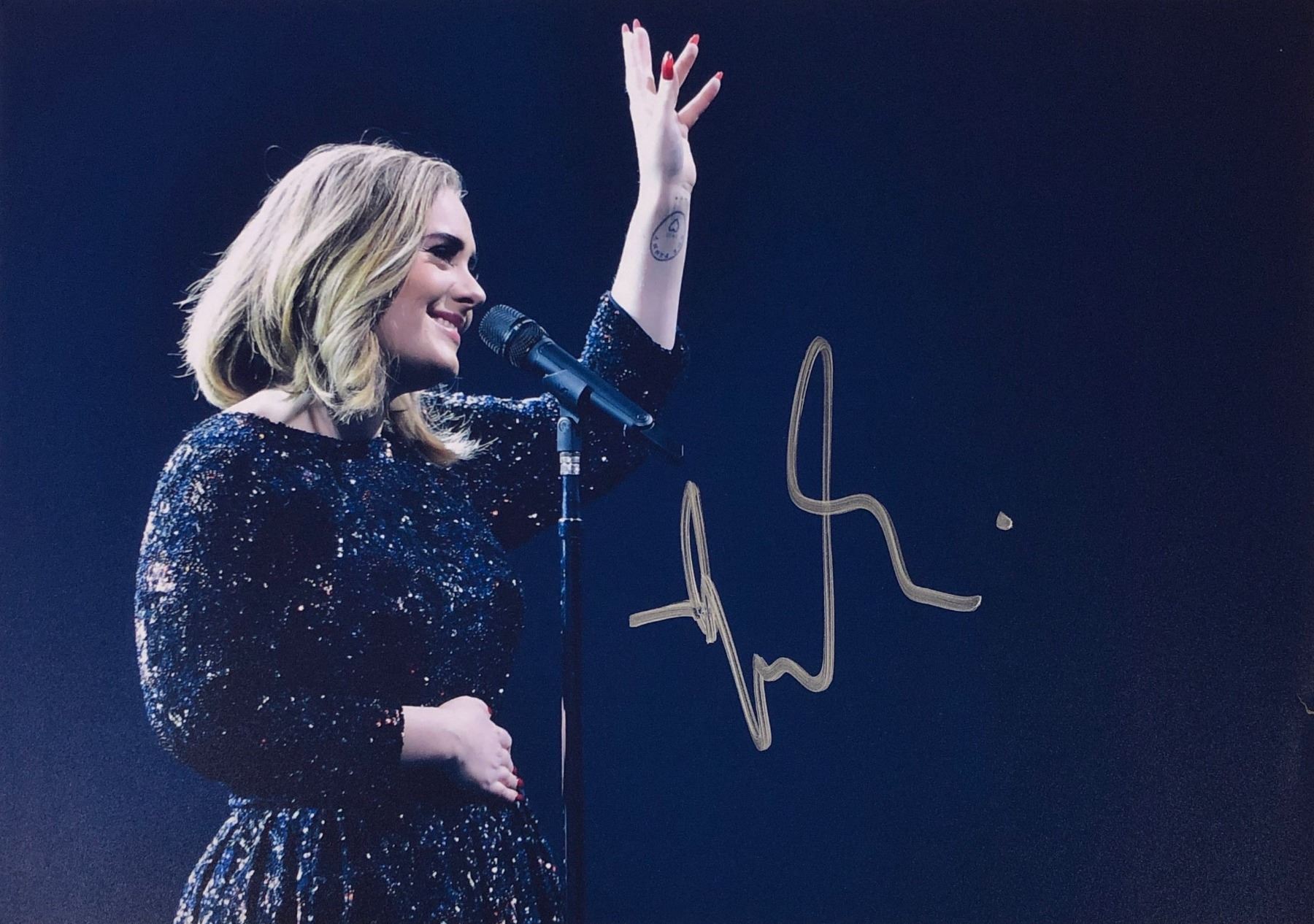 Adele Photo Autograph