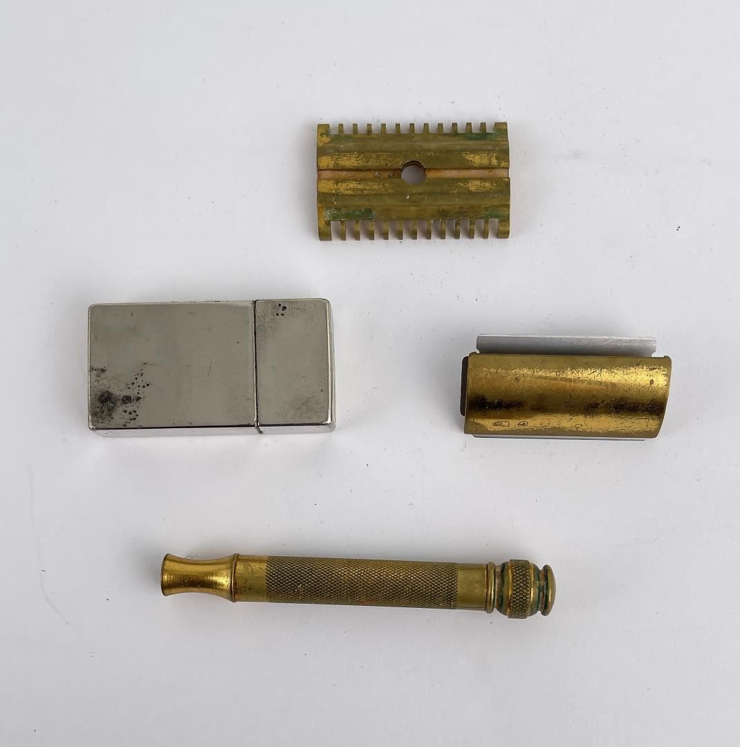 WW2 Gillette US Army Khaki Safety Razor Set