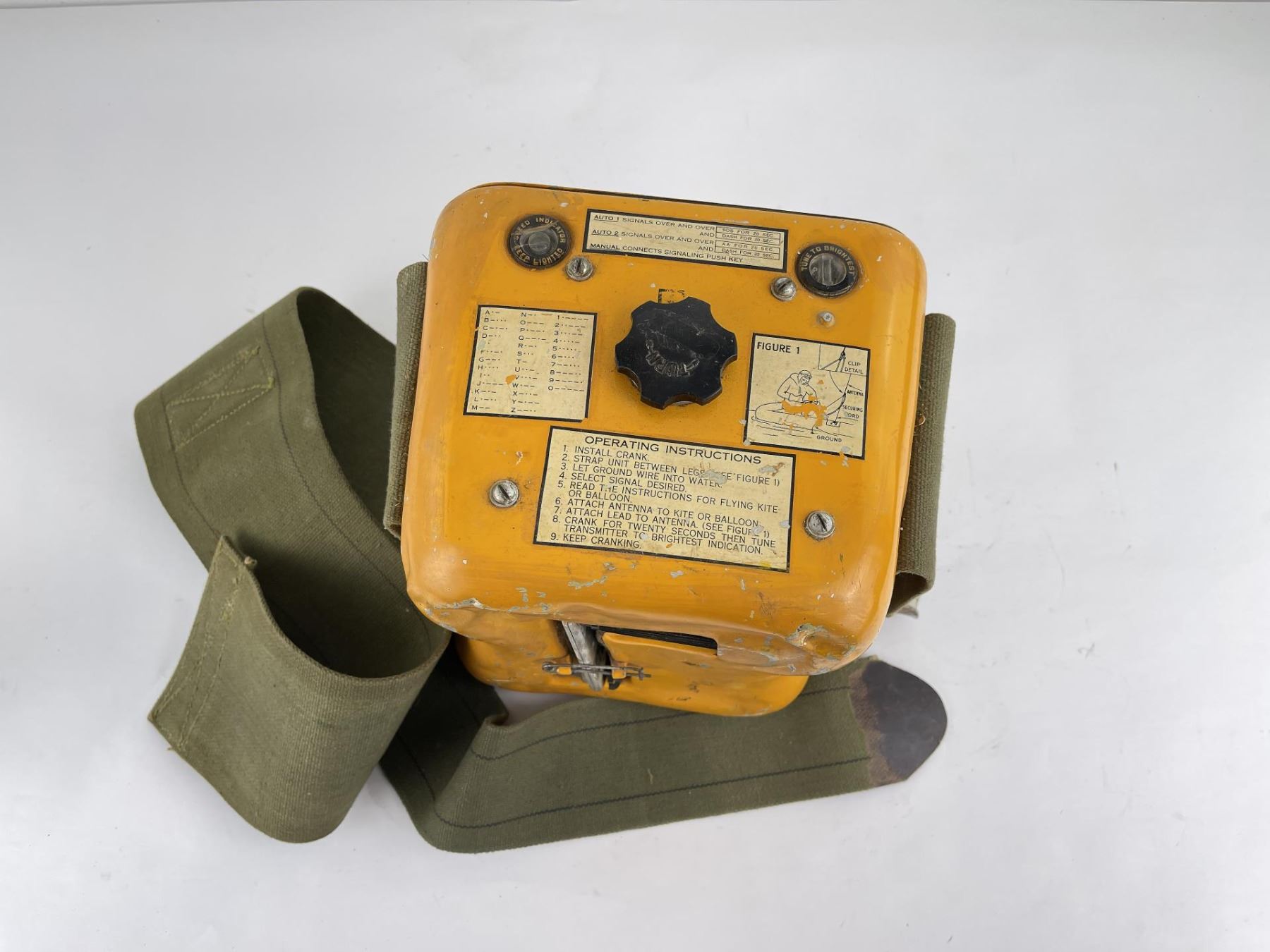Transmitter SCR-578 Gibson Girl Survival Radio