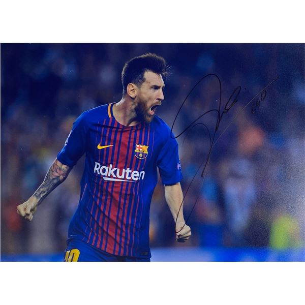 Autograph Signed Lionel Messi Photo
