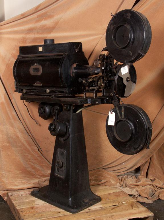 CINEMA PROJECTOR KRUPP-ERNEMANN 35 MM