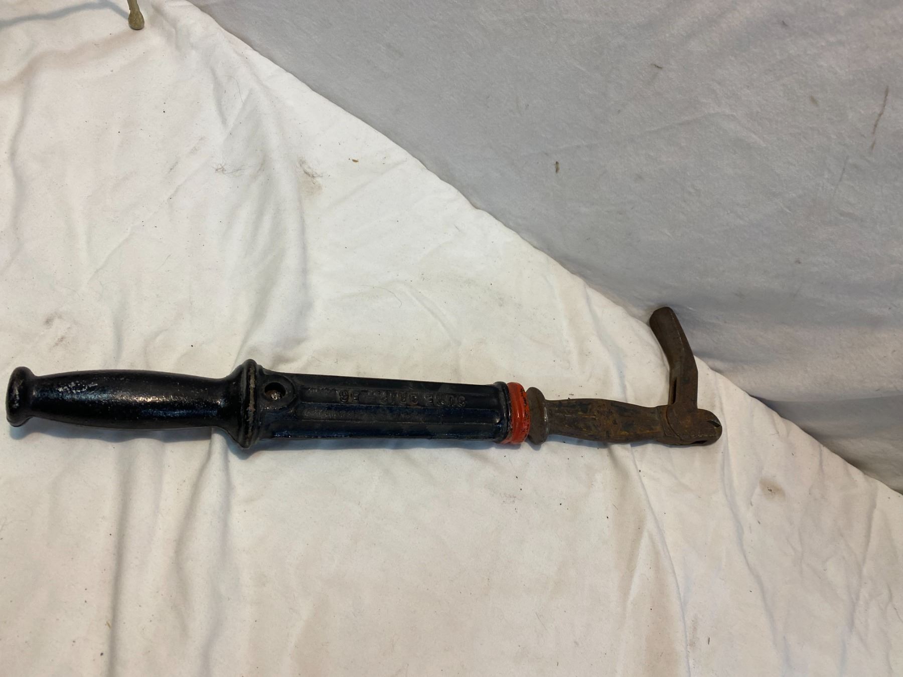 Sure grip tool