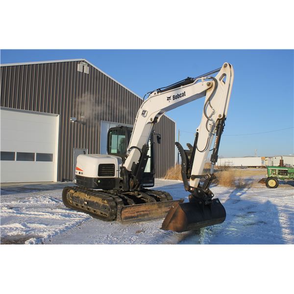 2015 Bobcat E85 Track Hoe, 173 original hours - c/w Clean up and ...
