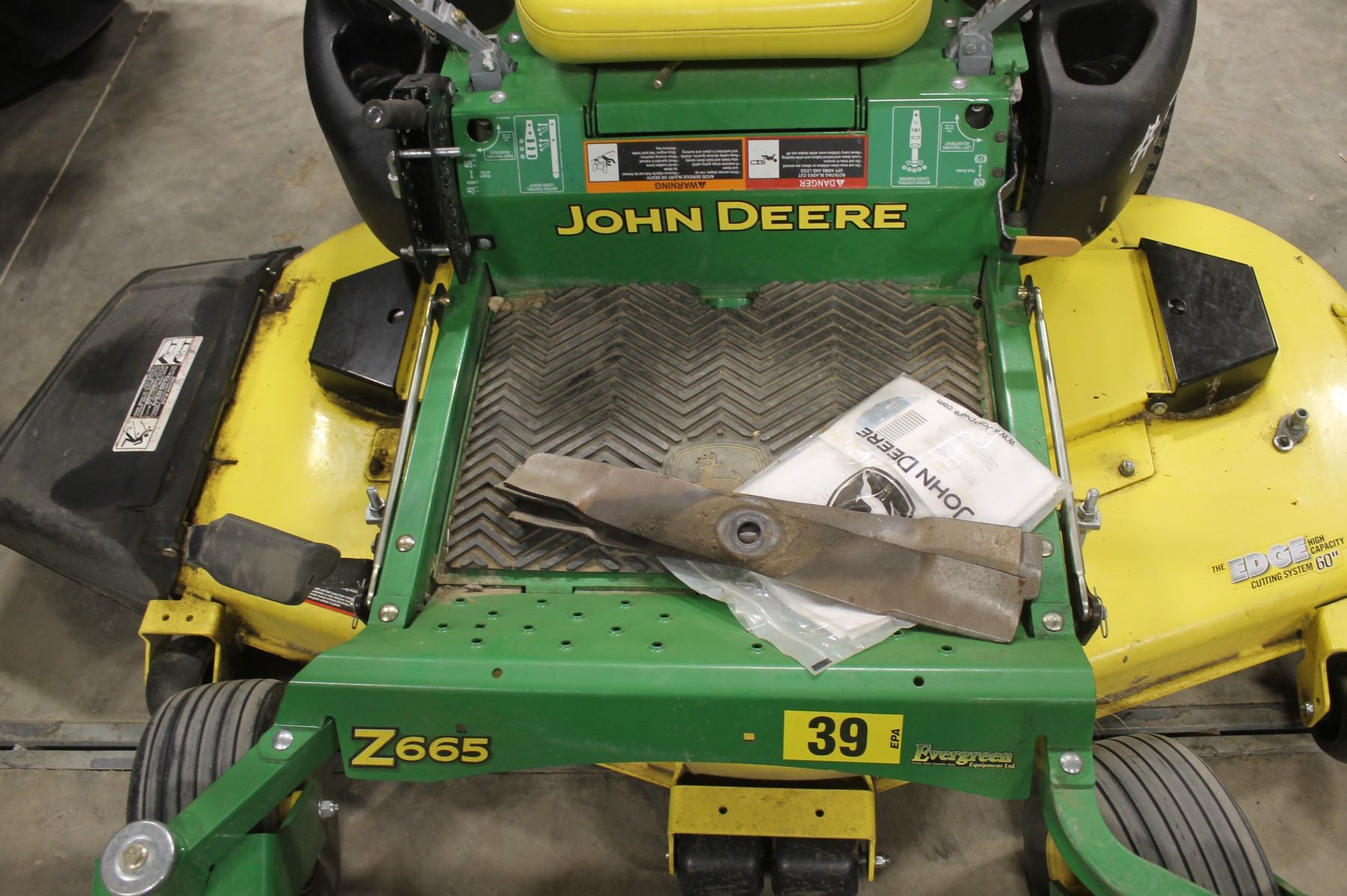 John Deere Z665 Zero Turn 60" Mower, 71 hrs, extra used blades (Runs ...