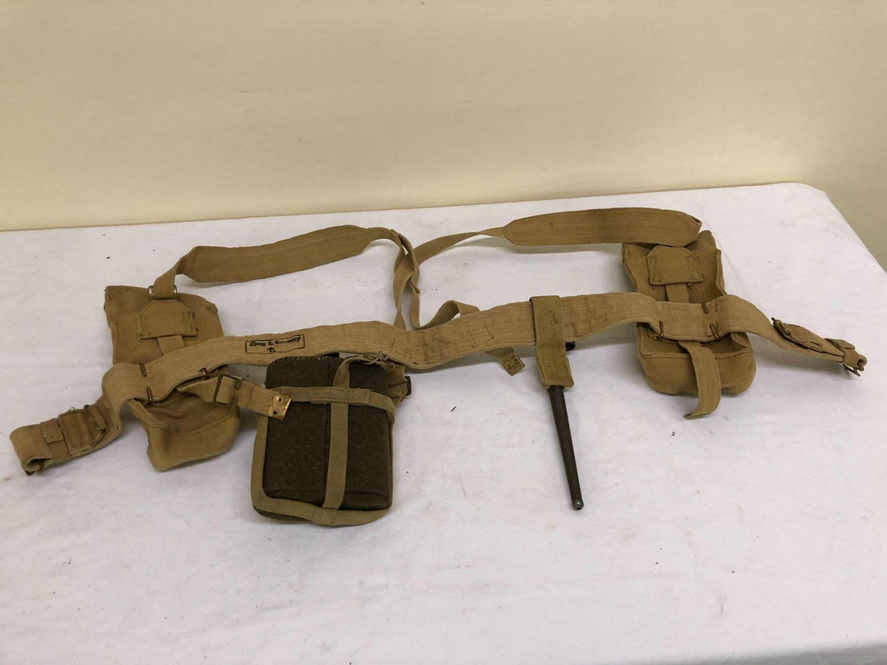 Complete WWII Commonwealth Webbing Set