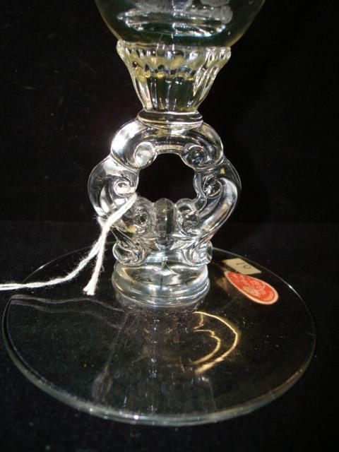 Cambridge ROSEPOINT Crystal Vase with Keyhole Foot: