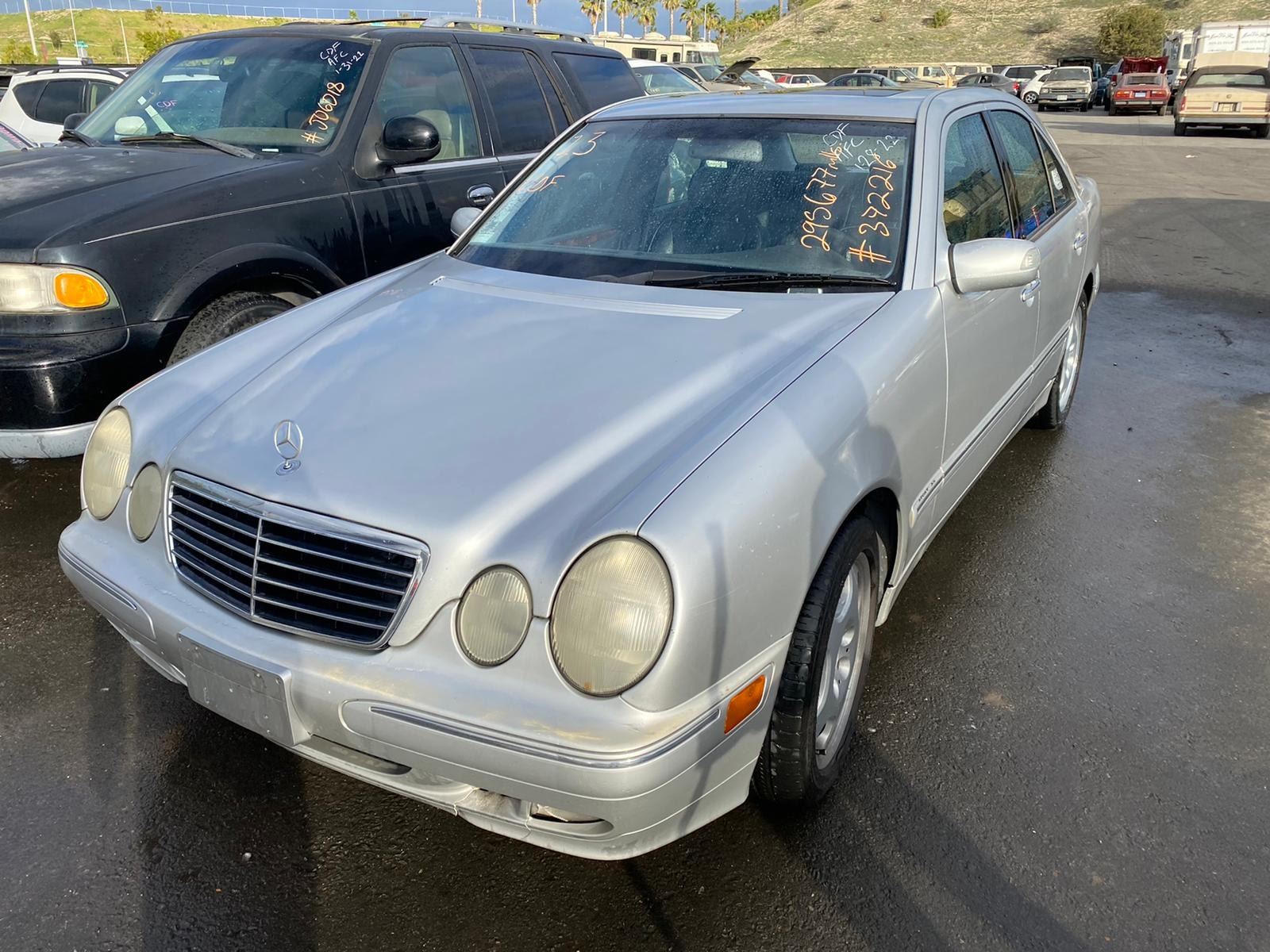 2001 Mercedes-Benz E-Class E 320