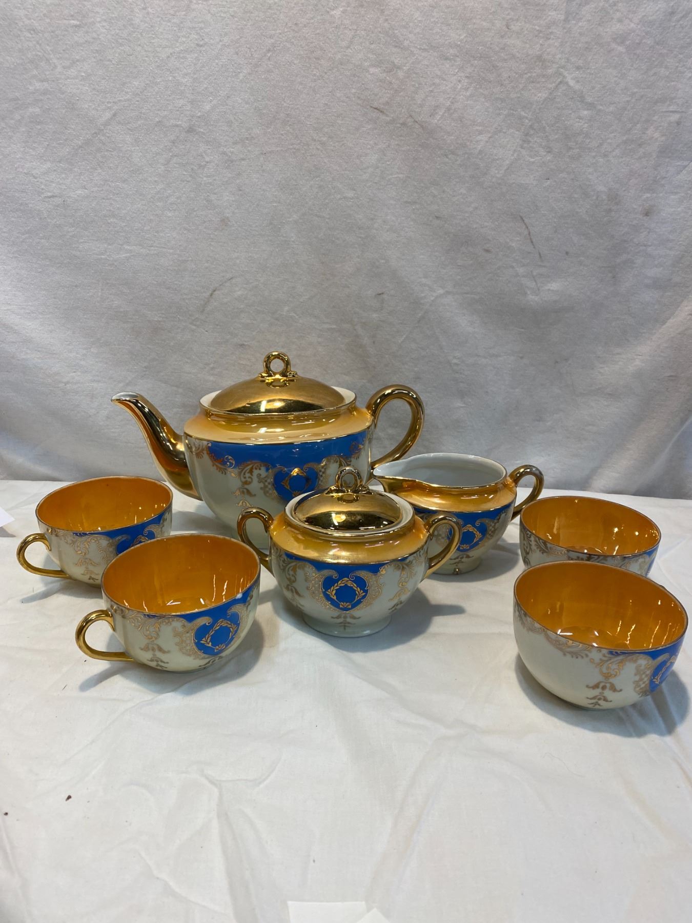 Nine piece vintage German tea set