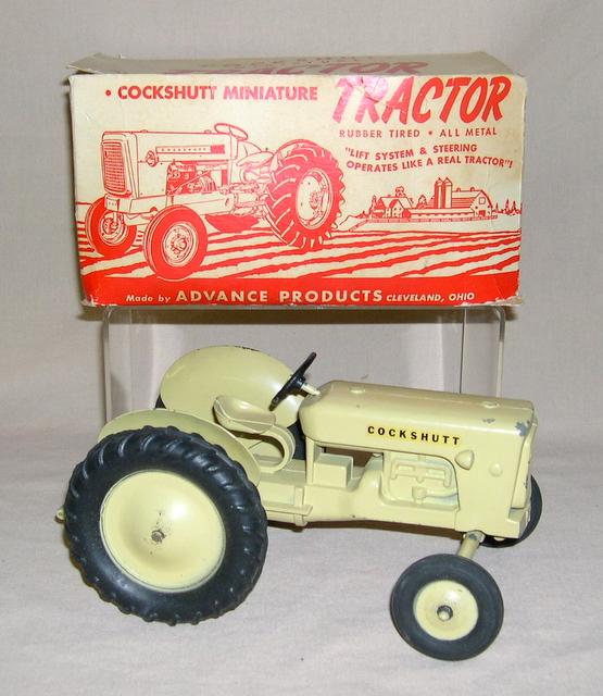 Cockshutt 540 Utility Tractor by Advance Products w/ Original Box