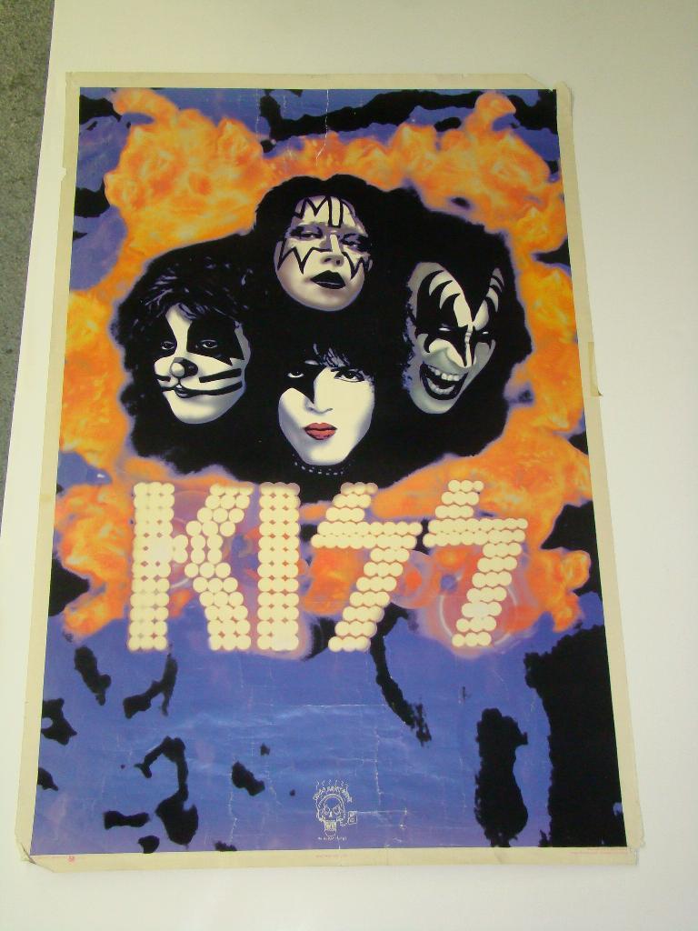(3) KISS Posters