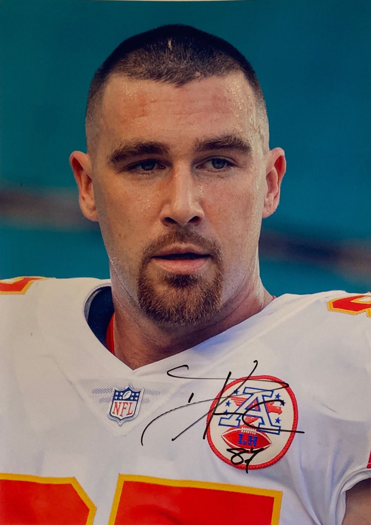 Autograph Signed Travis Kelce Photo