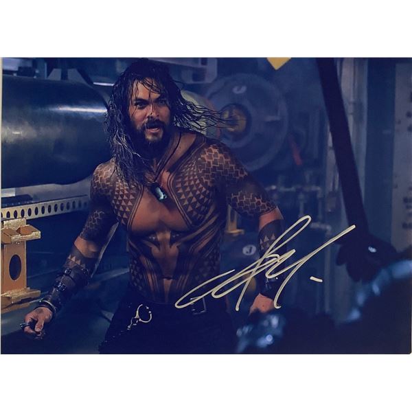 Autograph Signed Aquaman Jason Momoa Photo