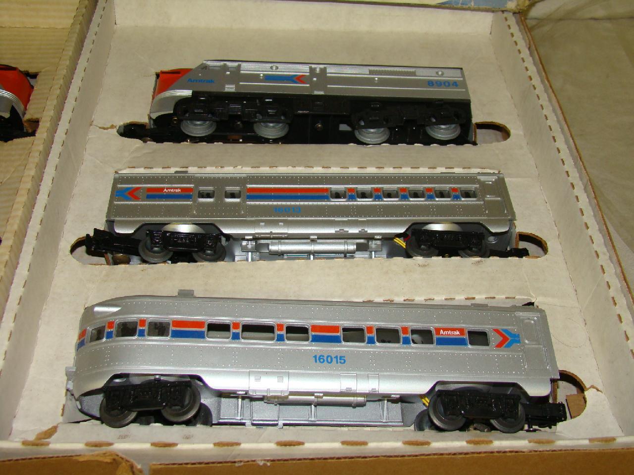 Boxed Lionel Silver Spike Train Set