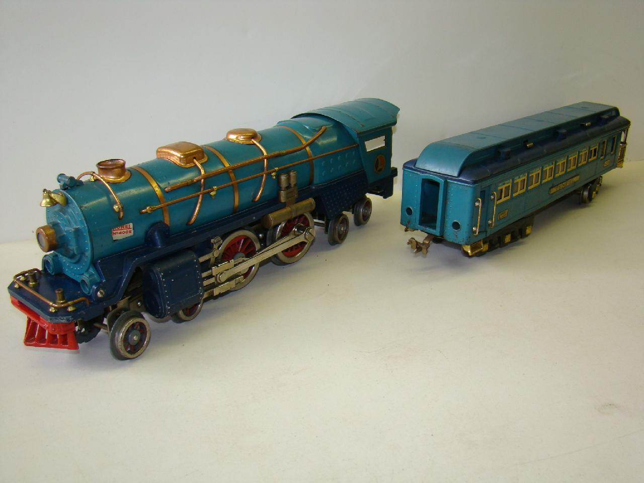 Lionel Blue Comet Set.