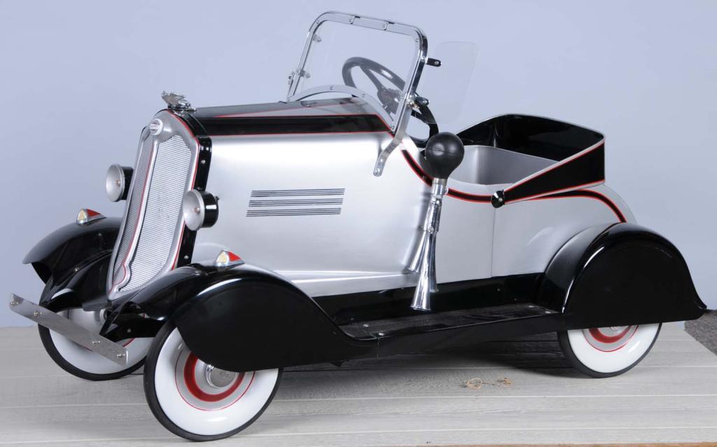 Pressed Steel Skippy Skirted Packard Pedal Car.