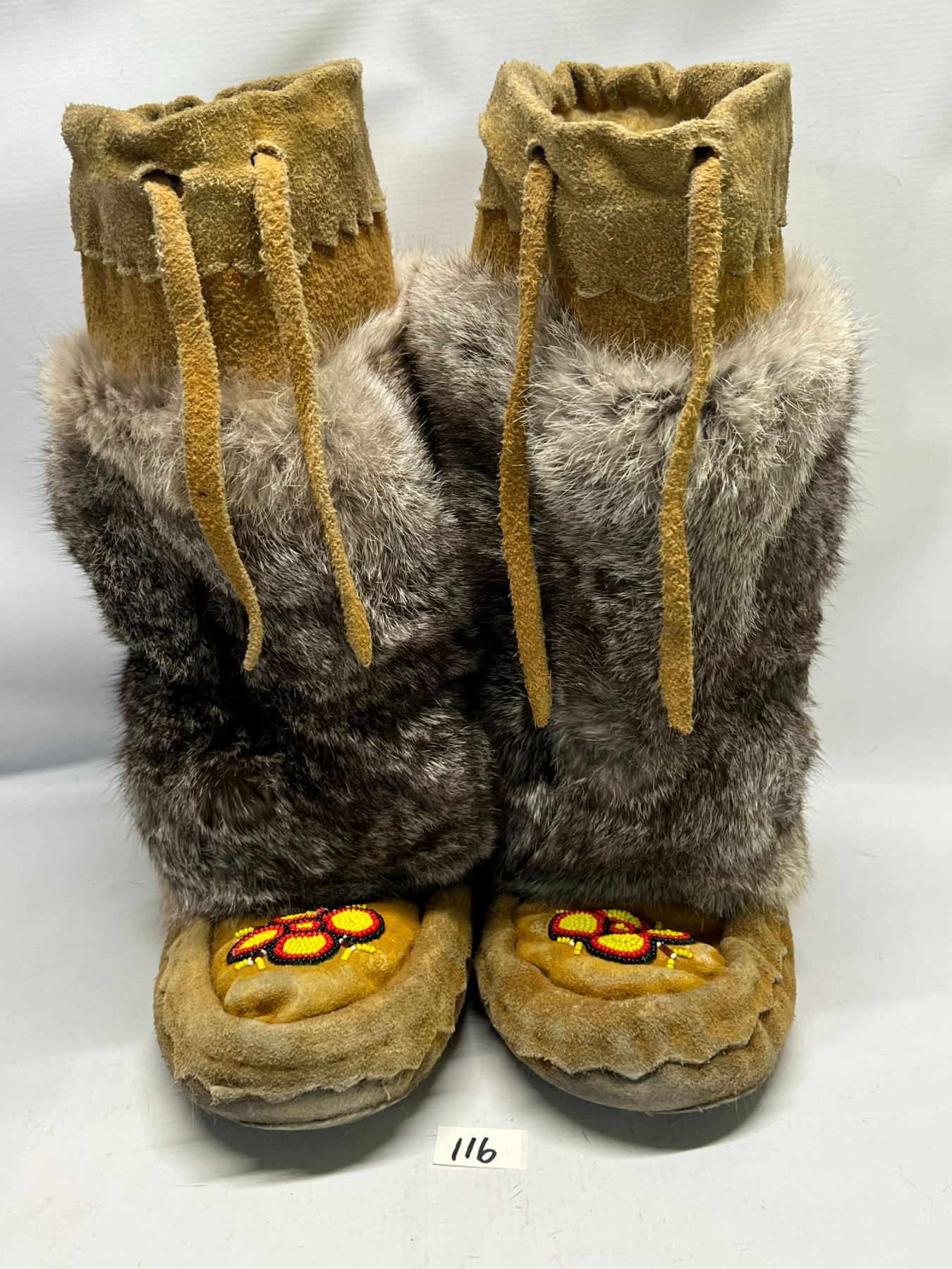 First Nations Beaded Footwear Mukluks (Foot approx: 9.5x3.25" & 13"T)