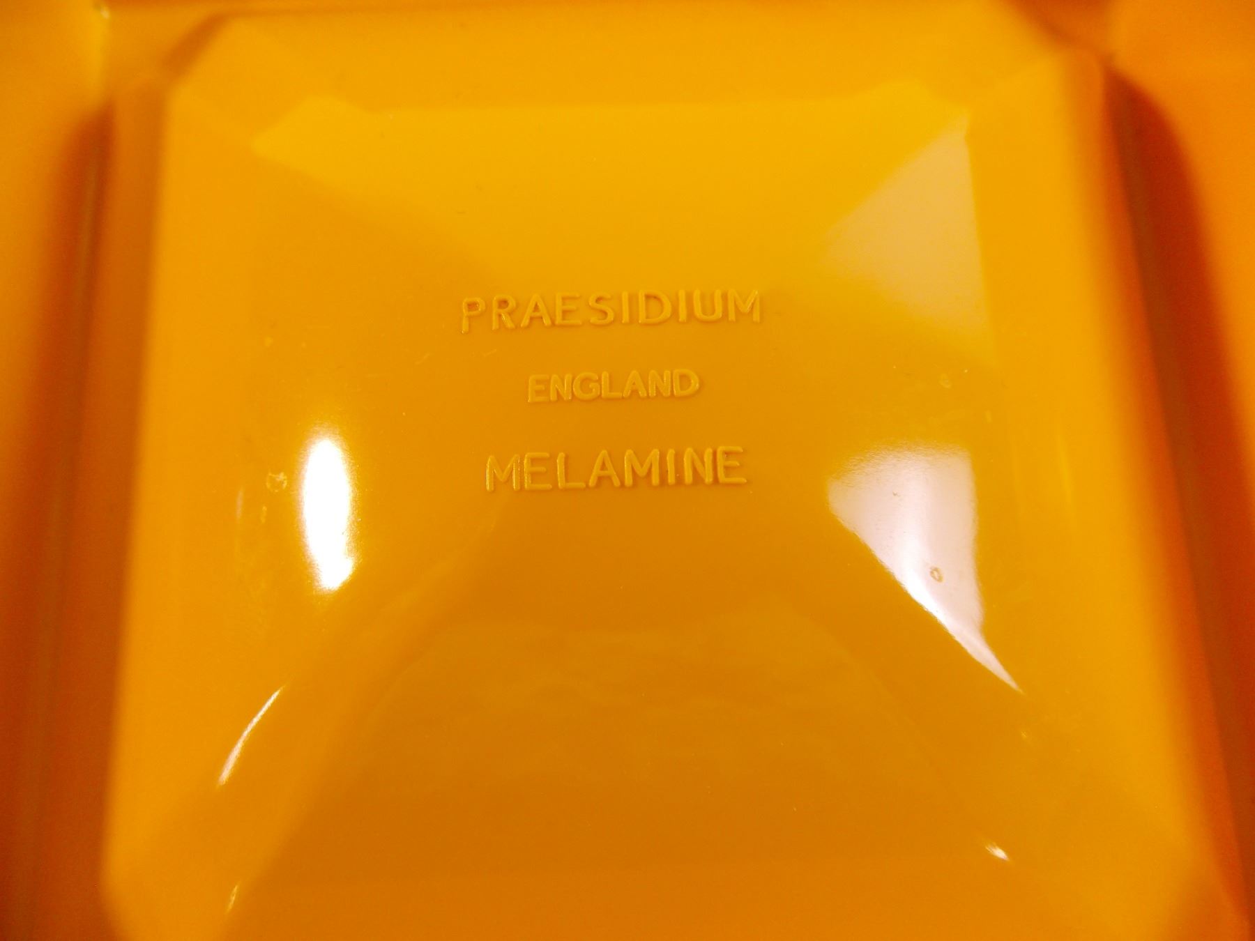 Xxx Australian Ashtray Bodnarus Auctioneering