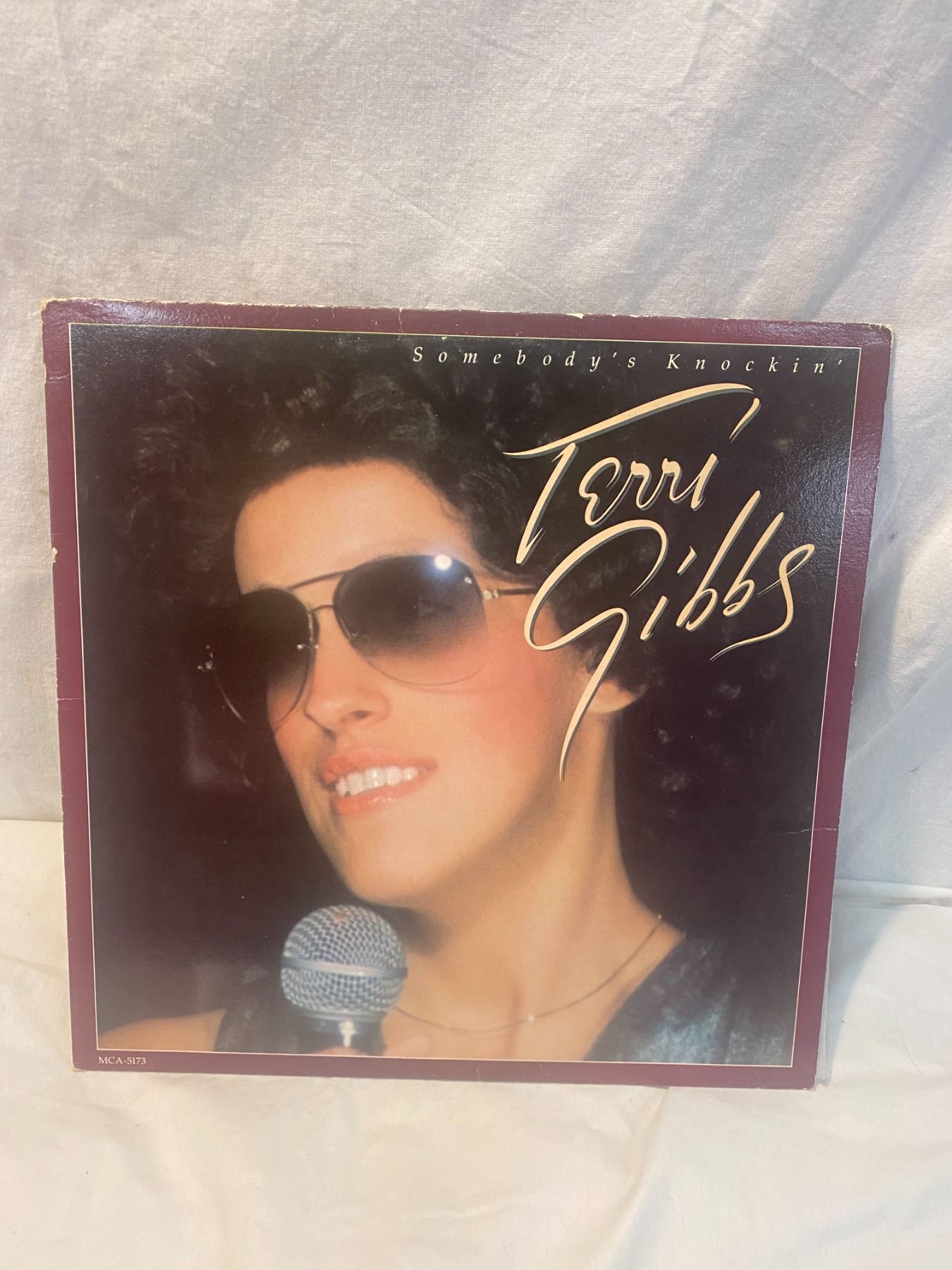 Terri Gibbs somebody's knockin