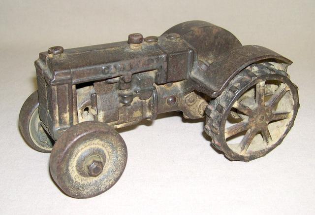 Case Vindex Cast Iron Model L Tractor