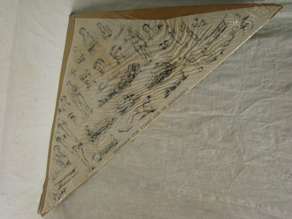 WW1-Era Printed Cloth Triangular "BANDAGE"