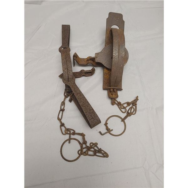 Antique Foothold Traps