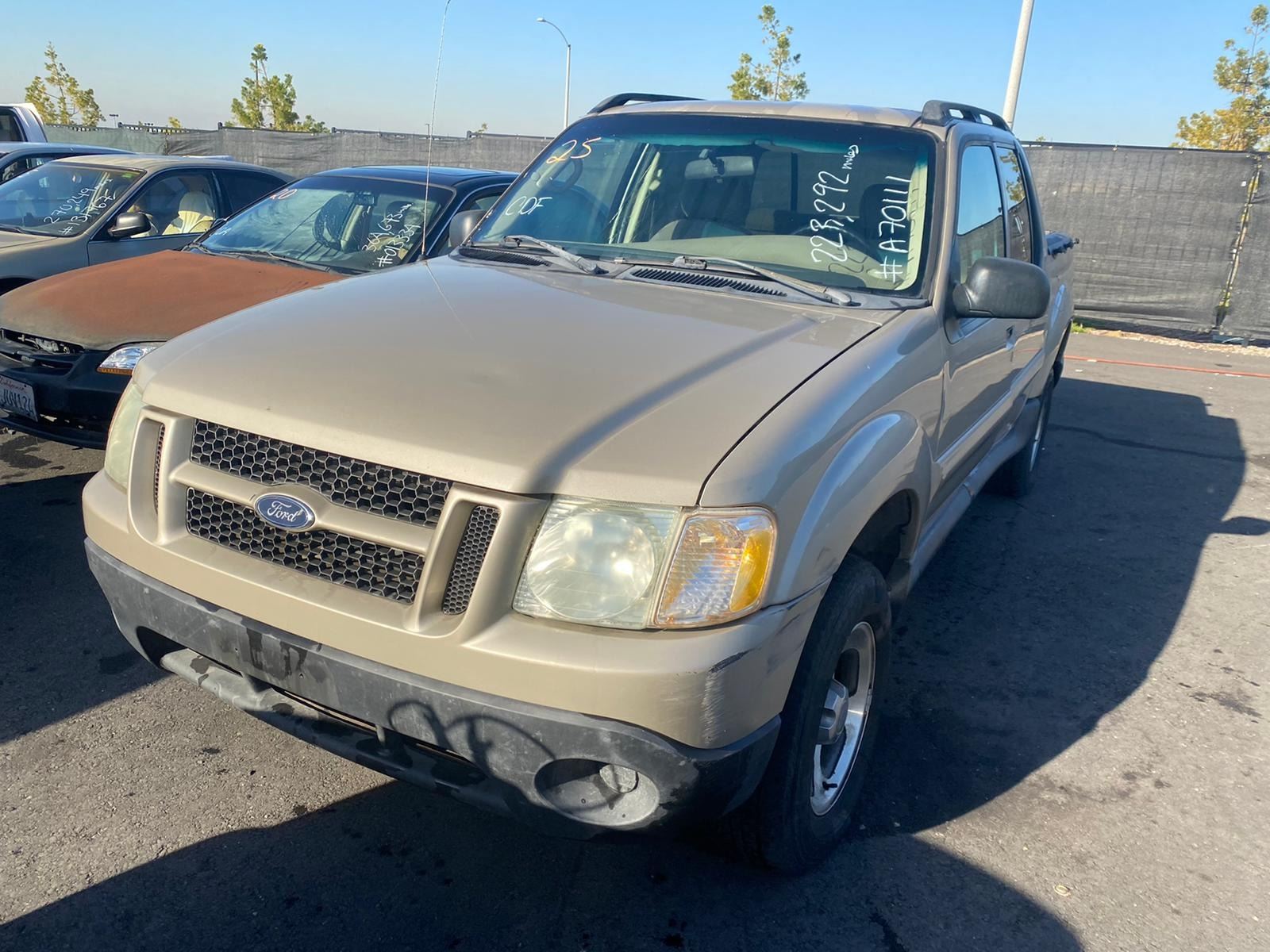 2004 Ford Explorer Sport Trac