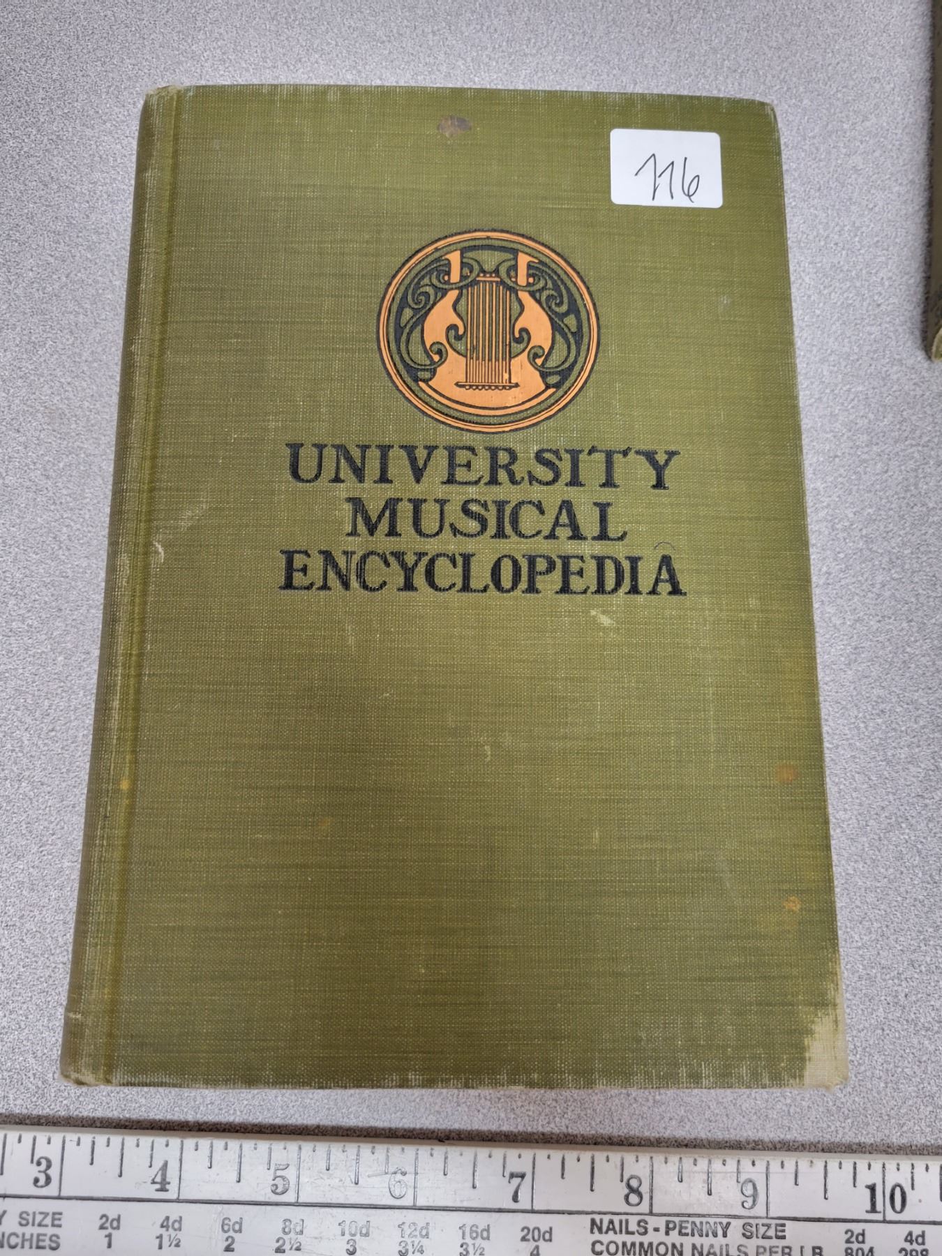 hardcover book University Musical Encyclopedia "The Opera" History ...