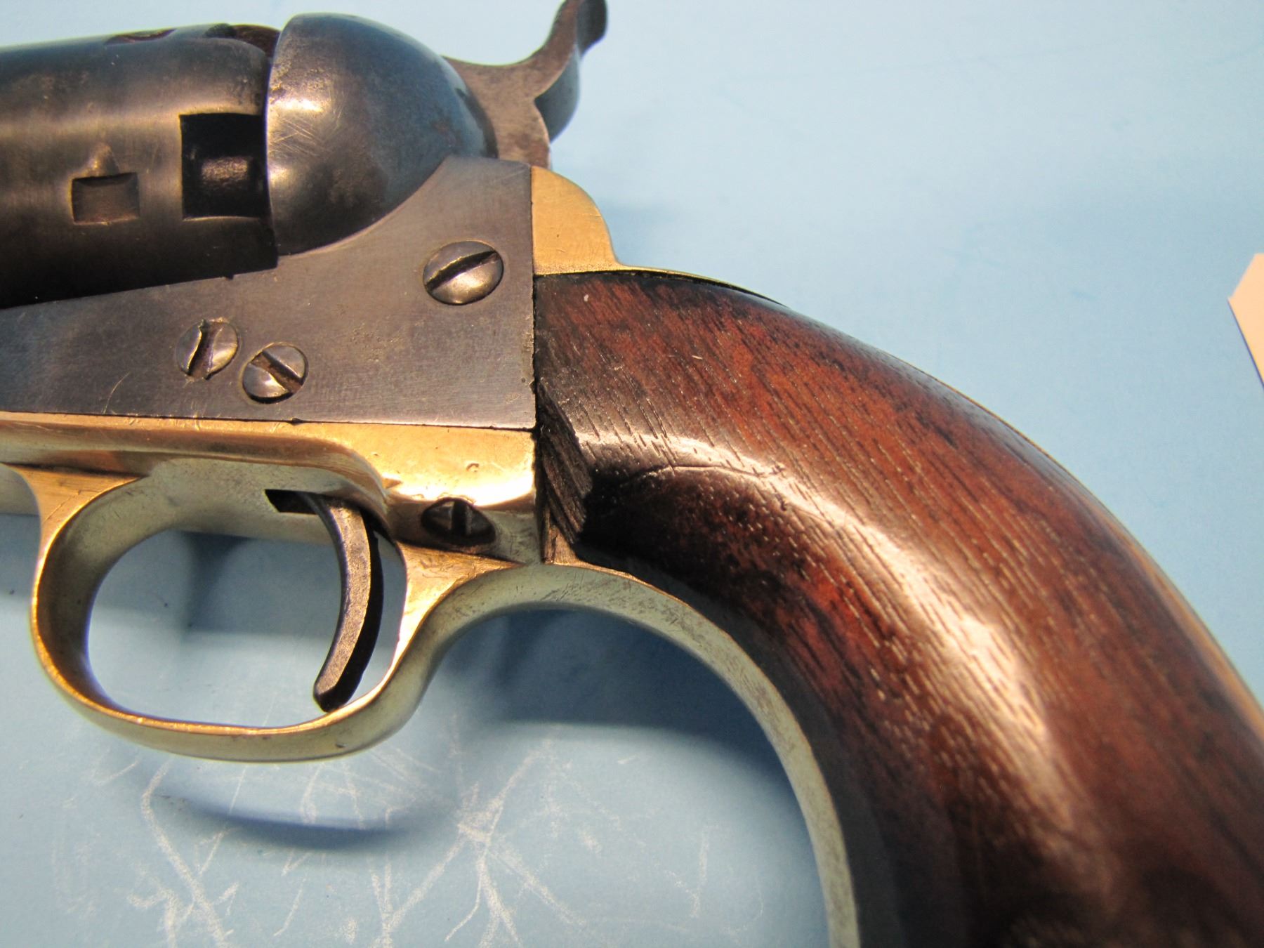 ANTIQUE: Colt Model 1851 Navy Revolver. 36 calibre cap and ball. Serial ...