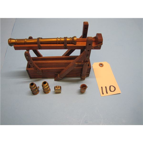 MINIATURE CANON