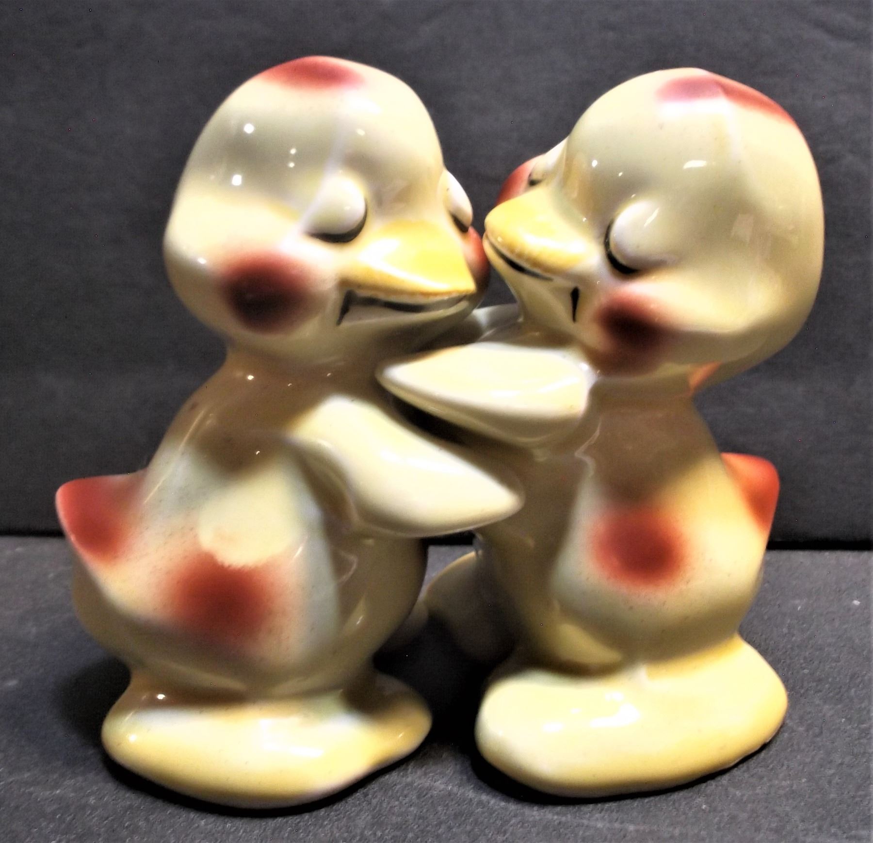 Vintage Van Tellingen Hugging Ducks Salt and Pepper Shakers