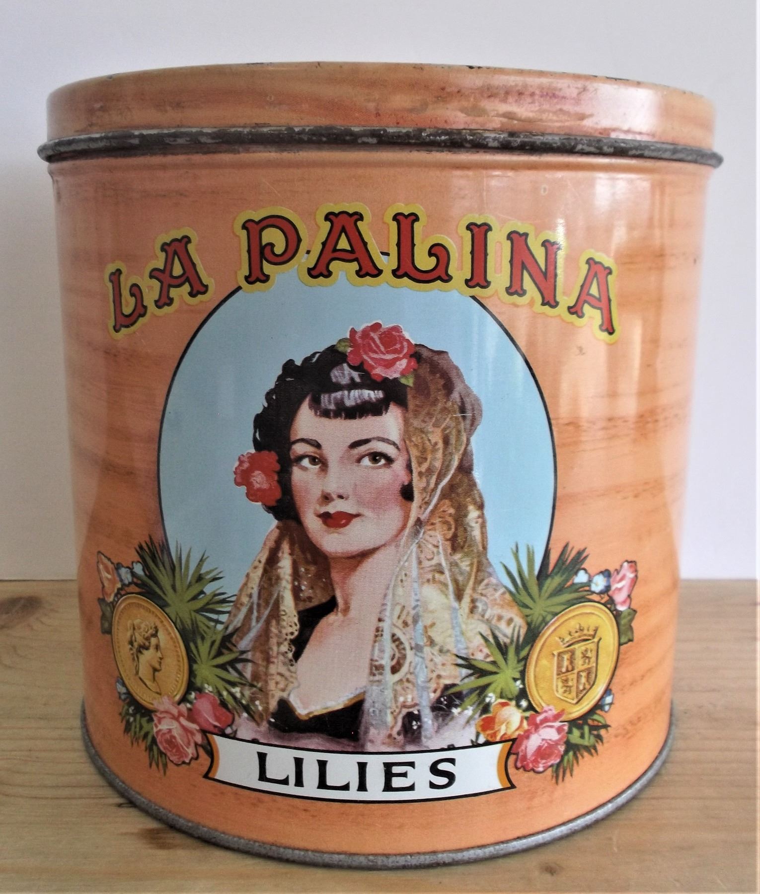 La Palina Lilies Cigar Tin with Lid