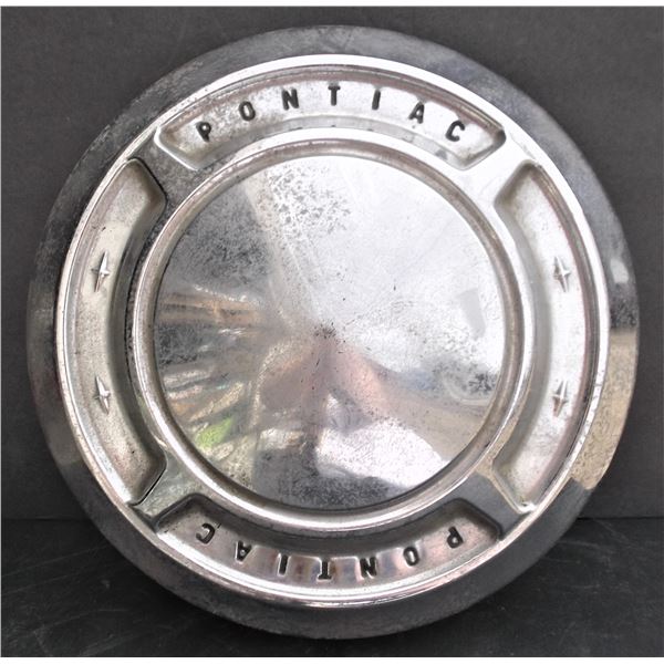 Vintage Pontiac Hubcap