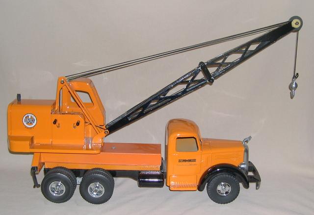 Custom Smith-Miller Mobil Crane Truck w/ Doepke Shovel