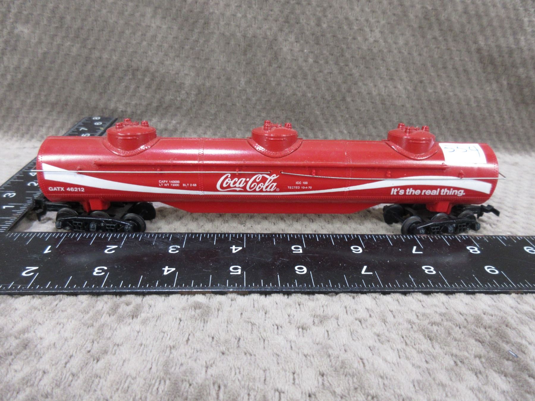 Triple Dome Tank Car GATX 46212 - Coca-Cola - HO Scale