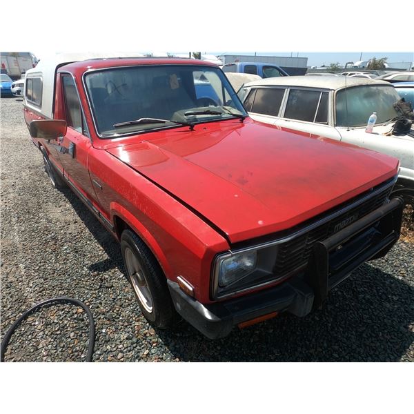 MAZDA B2000 1982 T-DONATION