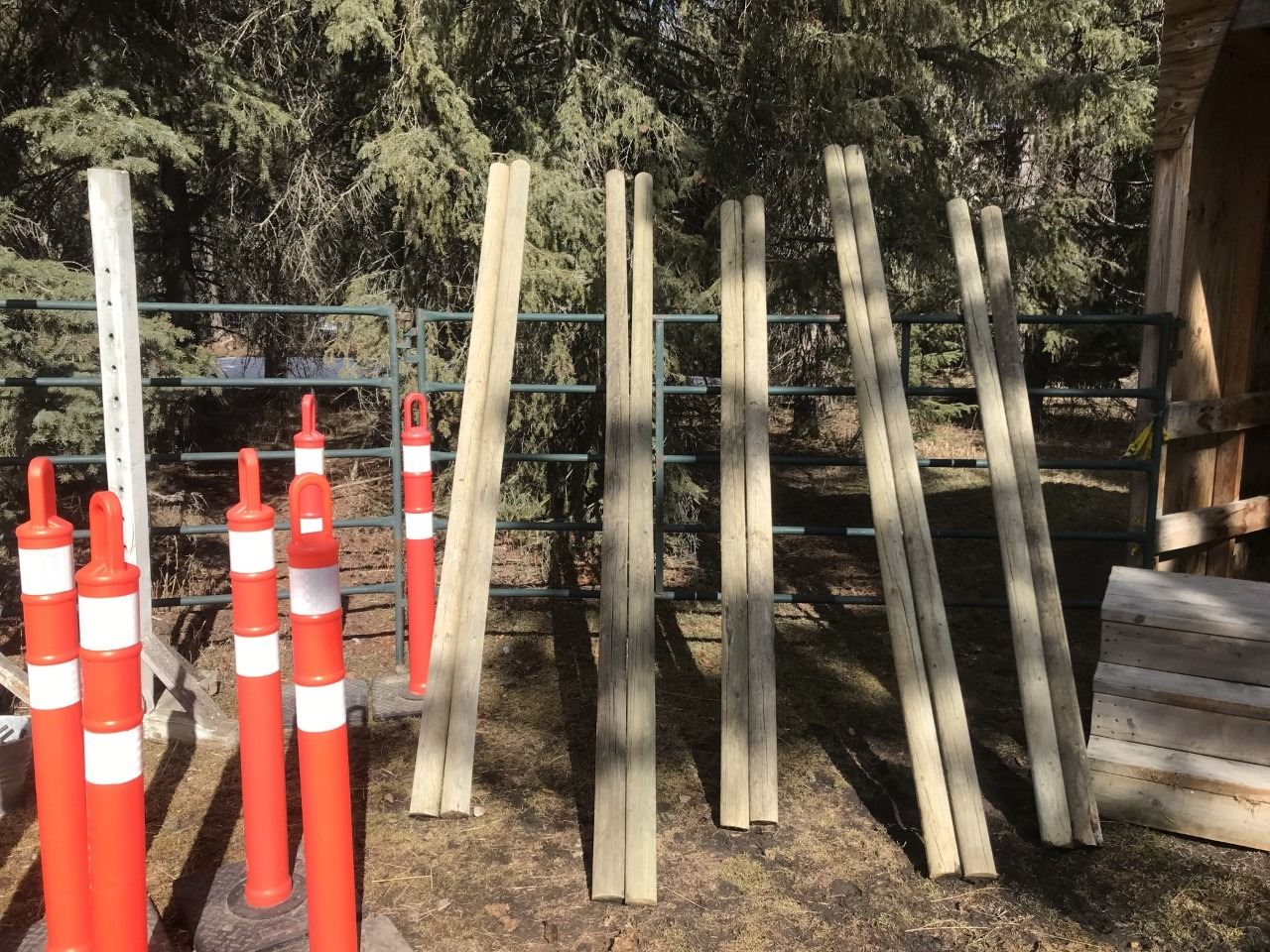 CORRAL: 2 - Jump Poles