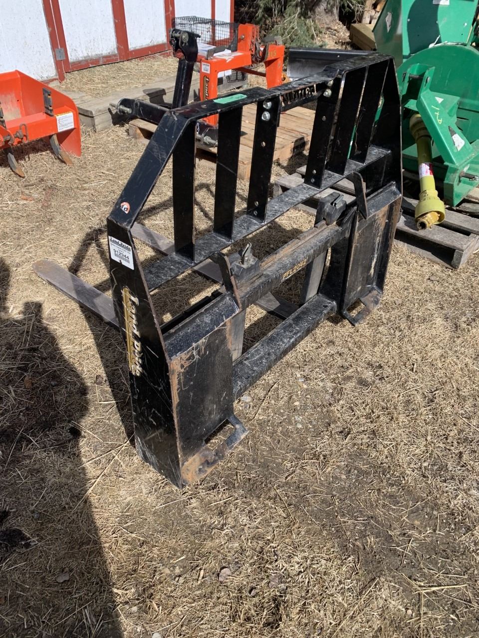 LANDPRIDE 5' FRONT END LOADER FORKS (CAN NOT BE PICKED UP UNTIL APRIL ...