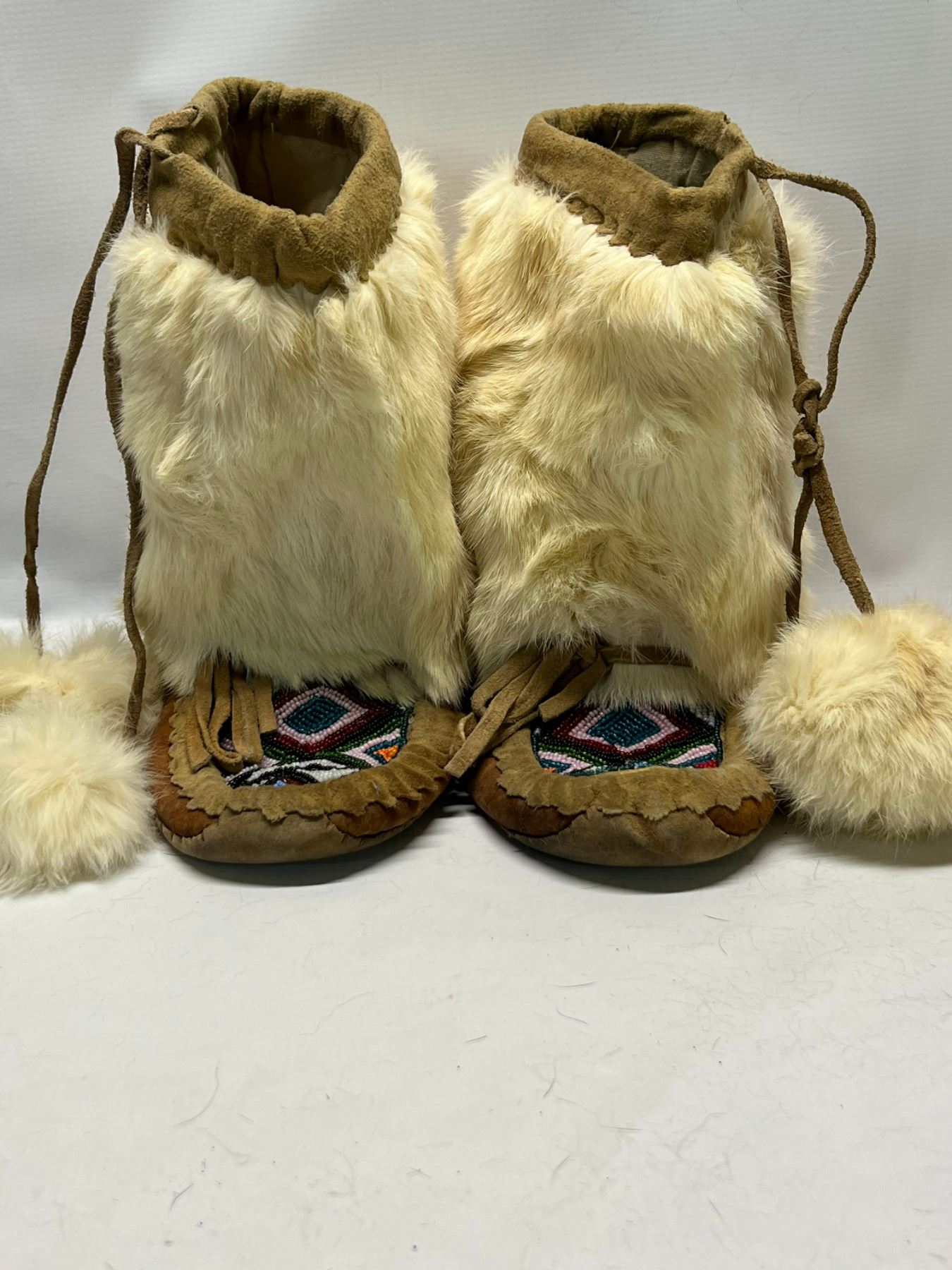 First Nations Beaded Footwear - Mukluks (foot approx: 9.75x3.75" & 10"T)