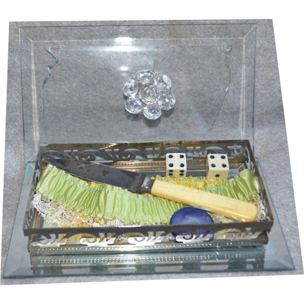 glass lidded gambler’s box with Rogers & Sons ivory handle knife